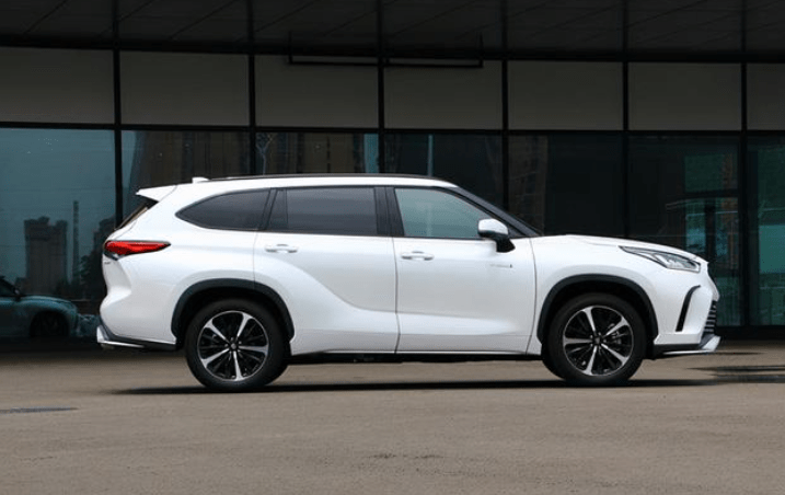 一汽丰田推出全新中型SUV：2.0T+8AT+大七座布局，或售30万起_搜狐汽车_搜狐网