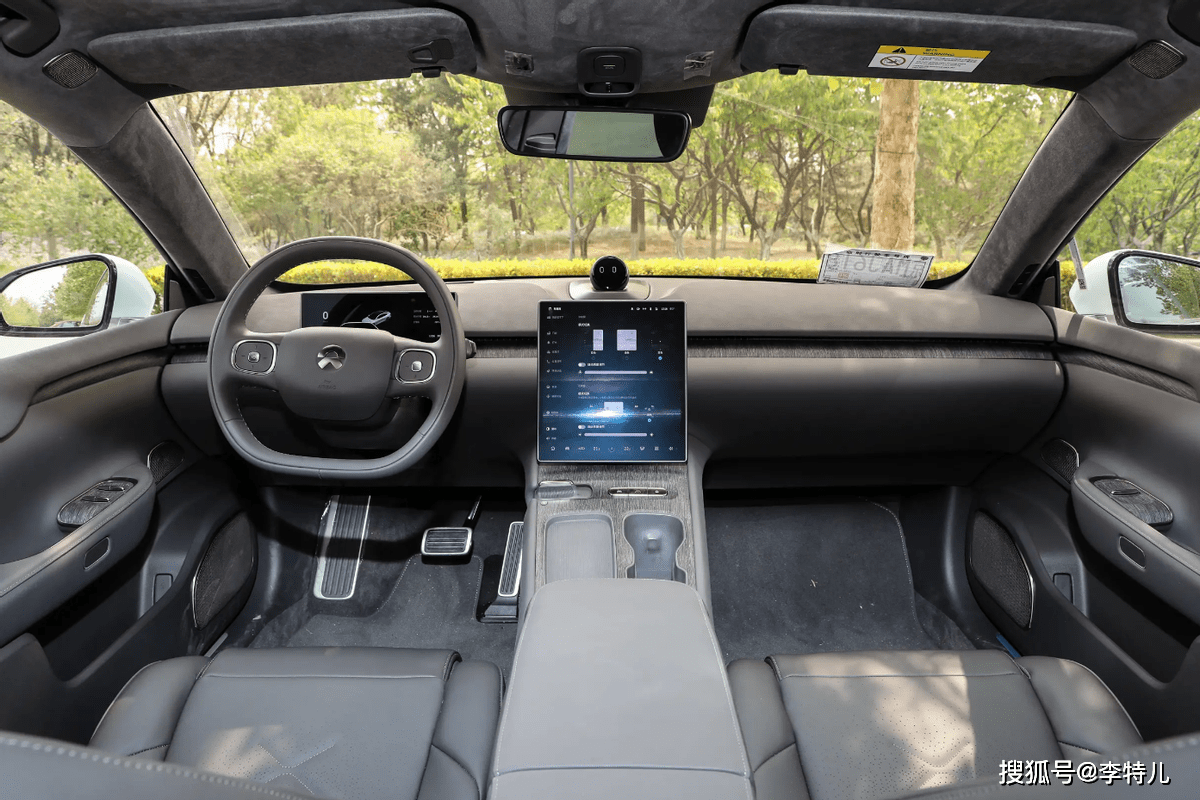 50万新能源天花板？蔚来ET7车长超5米轴距超3米，最大续航700公里_搜狐汽车_搜狐网