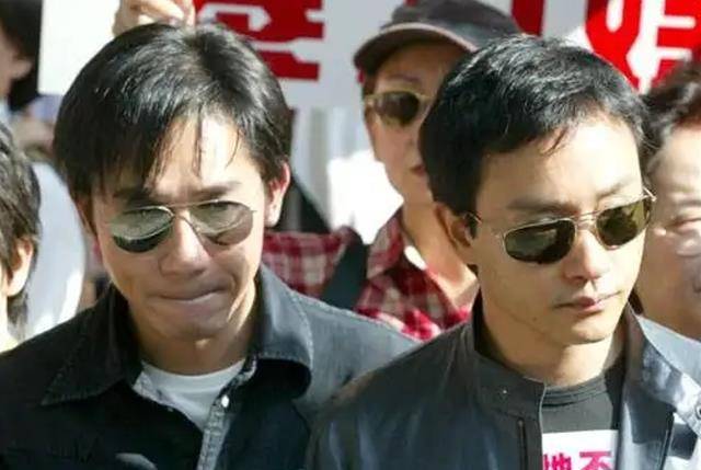 张国荣与梁朝伟感情有多深？葬礼上痛哭：当时我不坚守底线就好了_刘嘉玲_王家卫_内裤