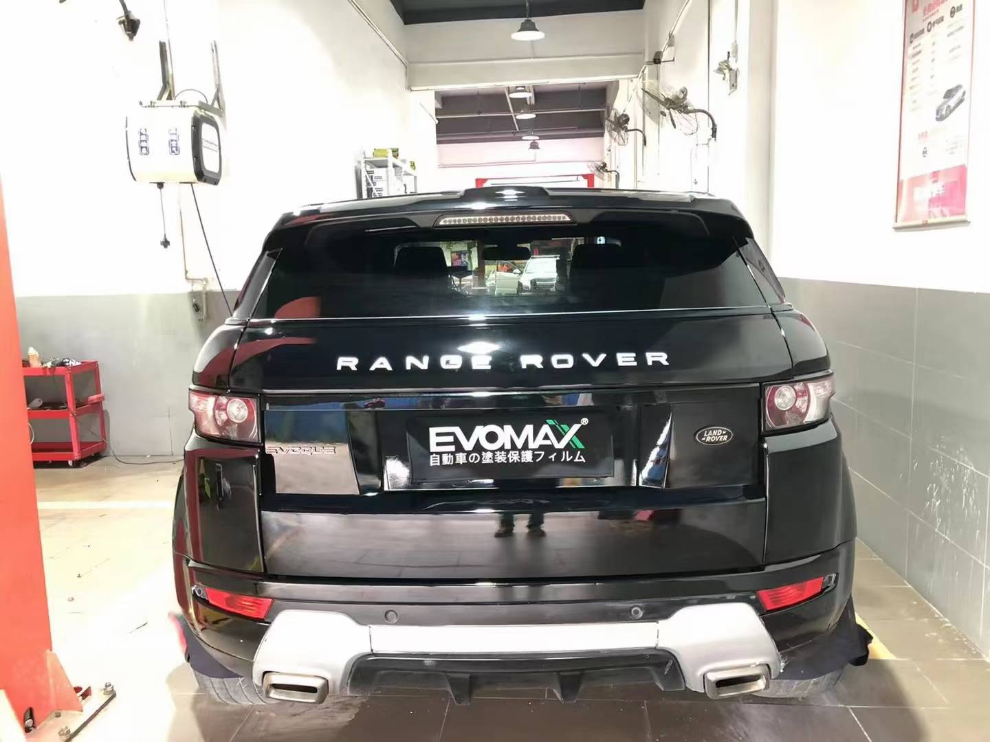 白色路虎白变黑变（EVOMAX易玛·改色膜）各种细节_搜狐汽车_搜狐网