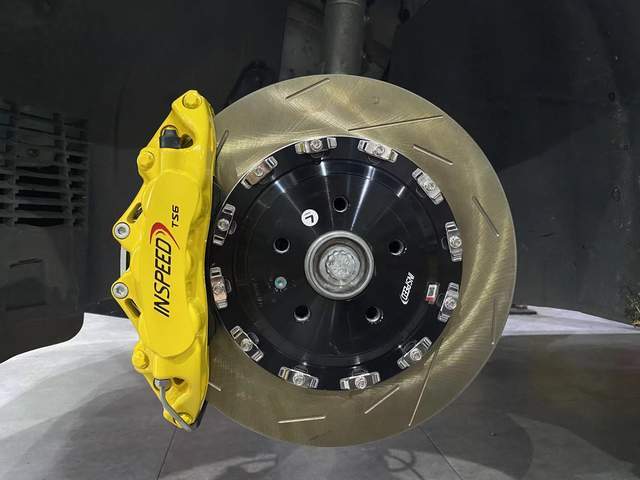 入门级也够型，奥迪·A3L改装INSPEED硬速刹车_搜狐汽车_搜狐网