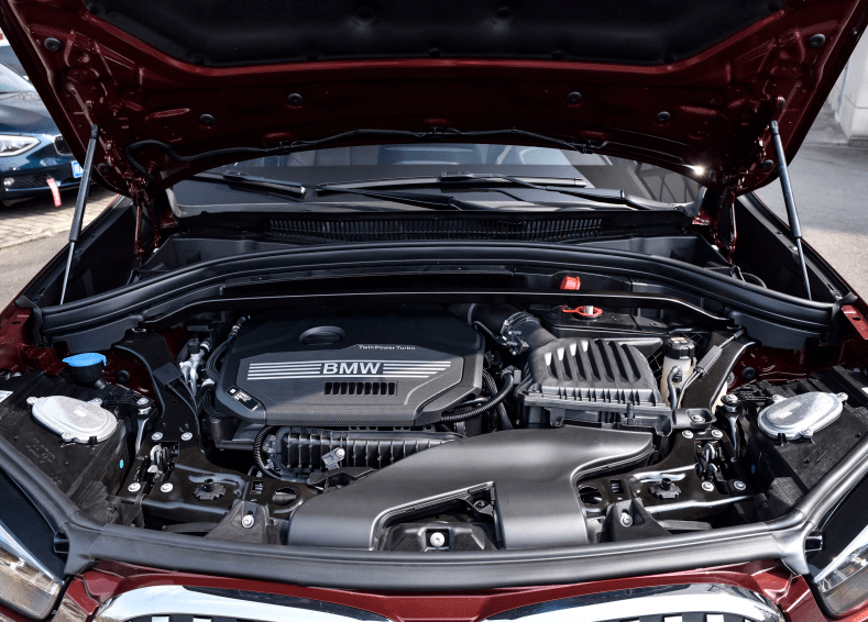 BBA 2.0T引擎升级！奥迪传统，宝马均衡，奔驰电气化激进，谁能打？_搜狐汽车_搜狐网