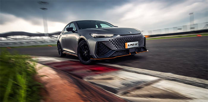 全新UNI-V 2.0T正式上市，UNI-V iDD迎全球首秀！_搜狐汽车_搜狐网