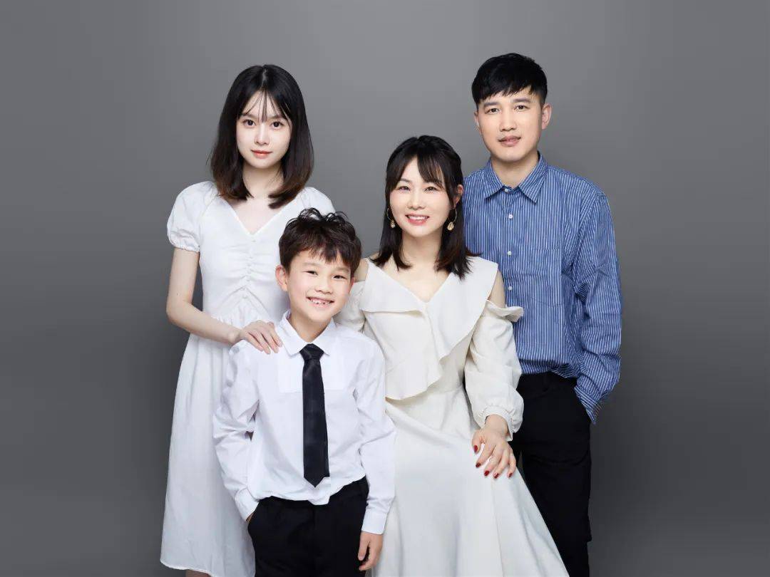 《南京英语小主播》——石梓墨江苏省星想小学