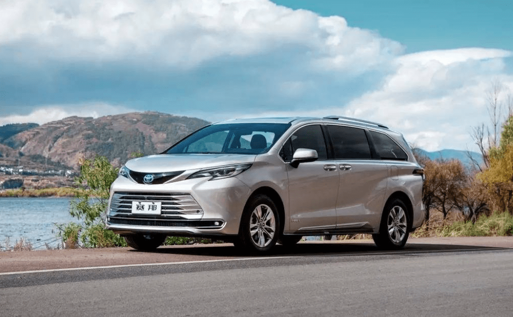 上市被喷，现在真香，丰田赛那销量暴涨，信仰粉的狂欢_搜狐汽车_搜狐网