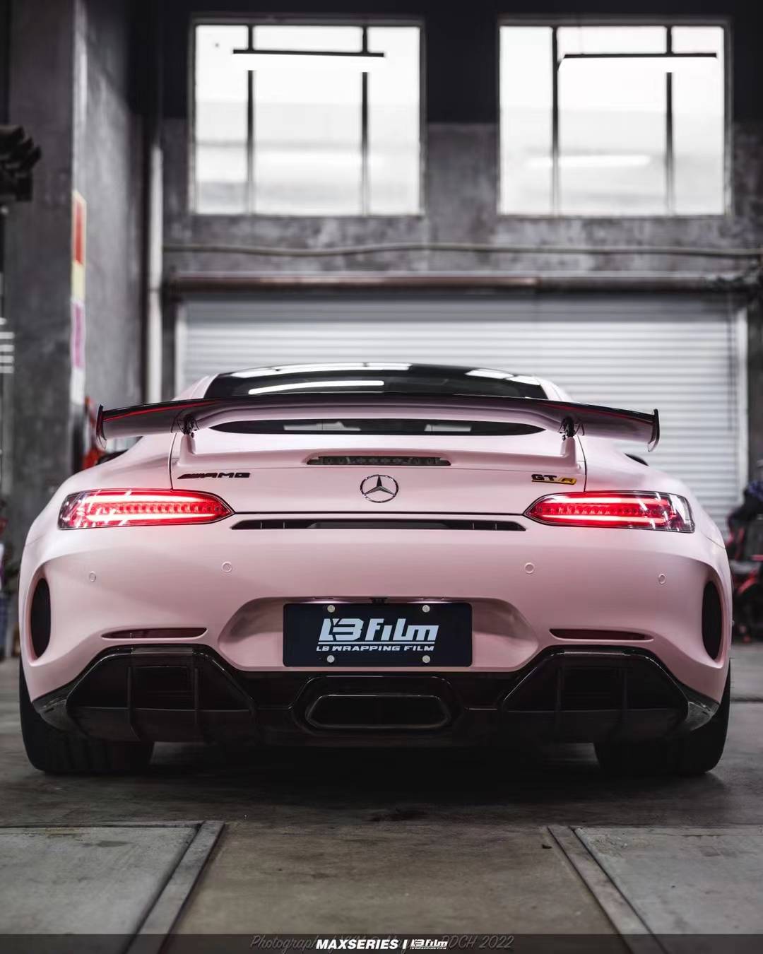 奔驰AMG GTR-LBFILM改色膜消光康乃馨粉,粉粉糯糯的好软萌_搜狐汽车_搜狐网