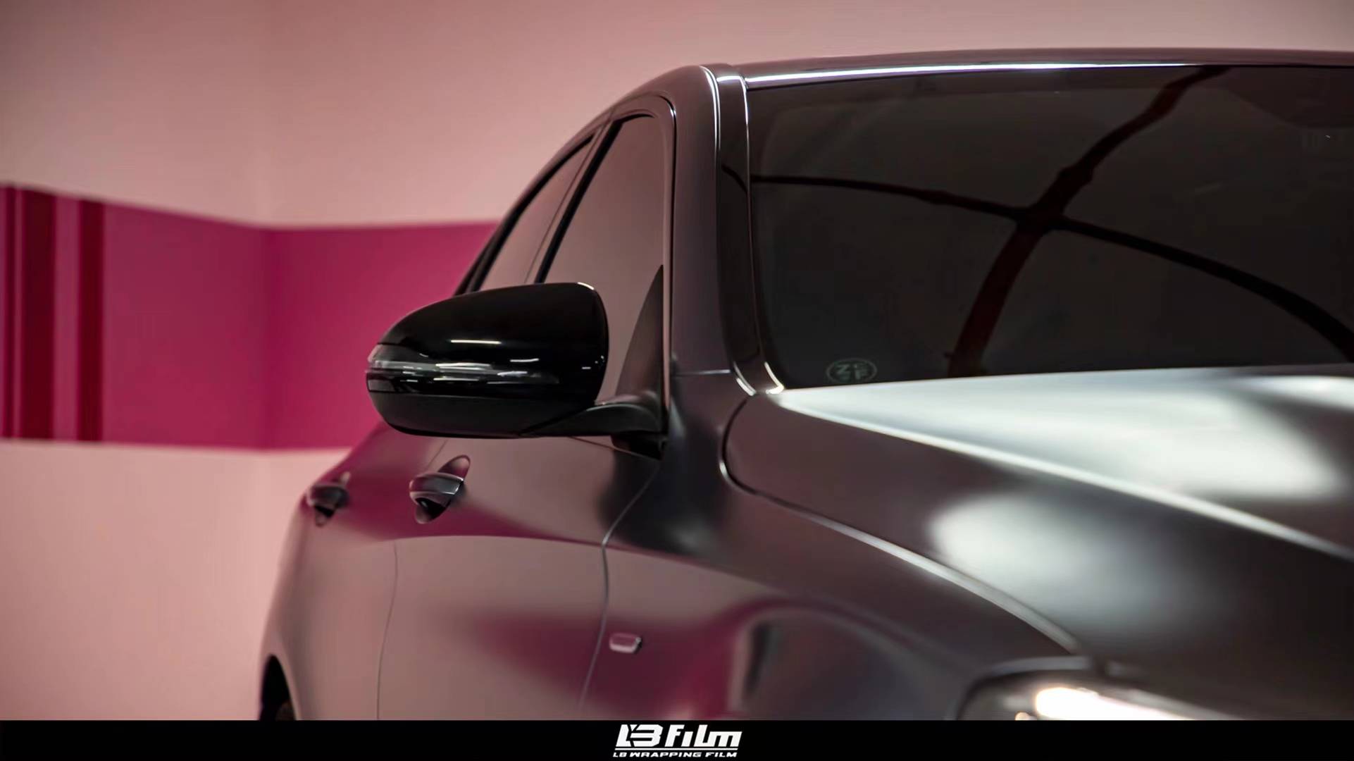 奔驰C260-LB改色膜电光金属午夜蓝,优雅柔和到融化的蓝_搜狐汽车_搜狐网