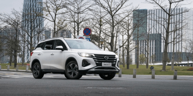 热门国产SUV，长安第二代CS55PLUS对比传祺GS4_搜狐汽车_搜狐网