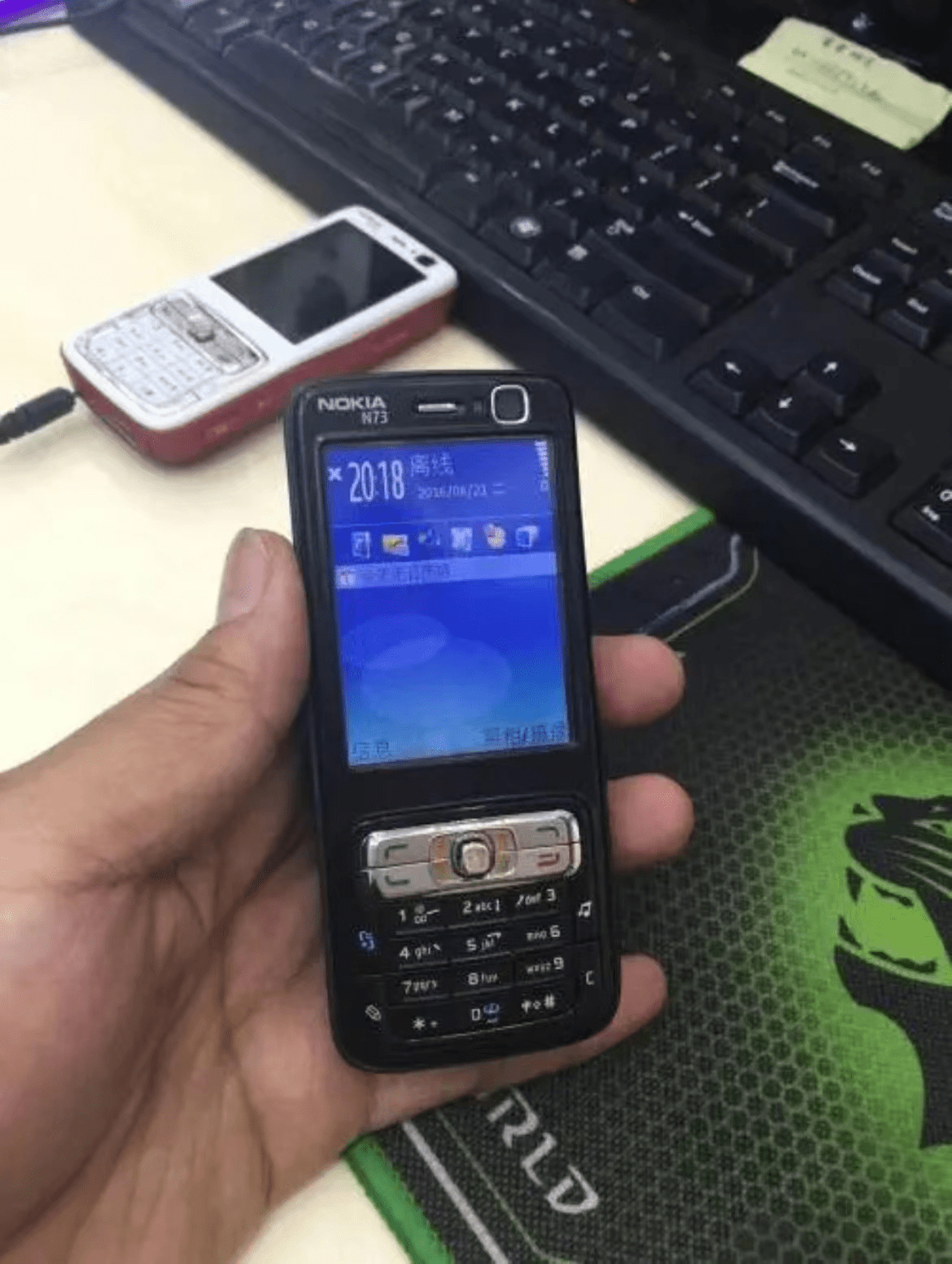 新诺基亚N73曝光：6.56英寸2K屏+屏下相机，支持指纹识别_蔡司_镜头_该机