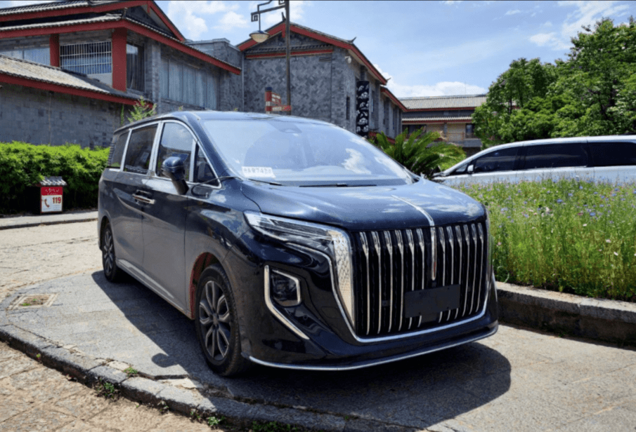 无伪装的红旗MPV实车亮相：尺寸超腾势D9 ？定名HQ9！有望8月上市_搜狐汽车_搜狐网