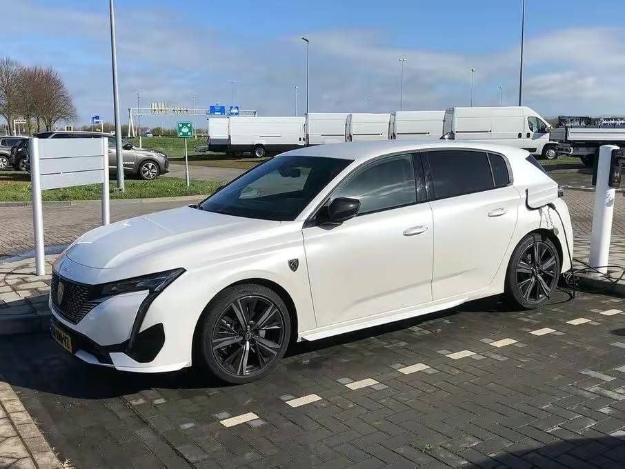 标致汽车“觉醒”，插电混动版标致308亮相，1.6T+8AT，犀利帅气_搜狐汽车_搜狐网