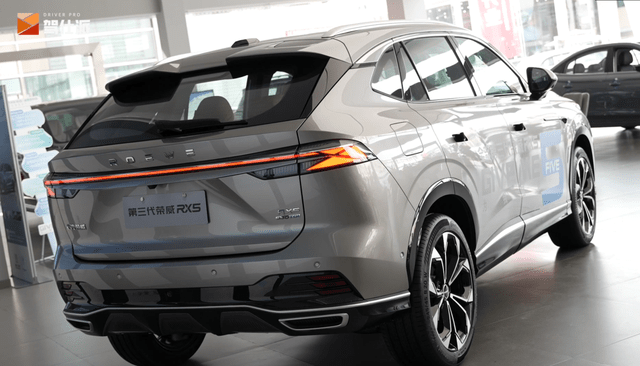 探店荣威第三代RX5：4K滑动屏真香，这已不是你认识的RX5_搜狐汽车_搜狐网