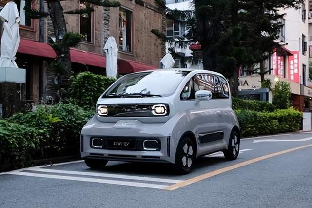 今年最流行的新能源车推荐，年轻人怎么能少了2023款KiWi EV_搜狐汽车_搜狐网