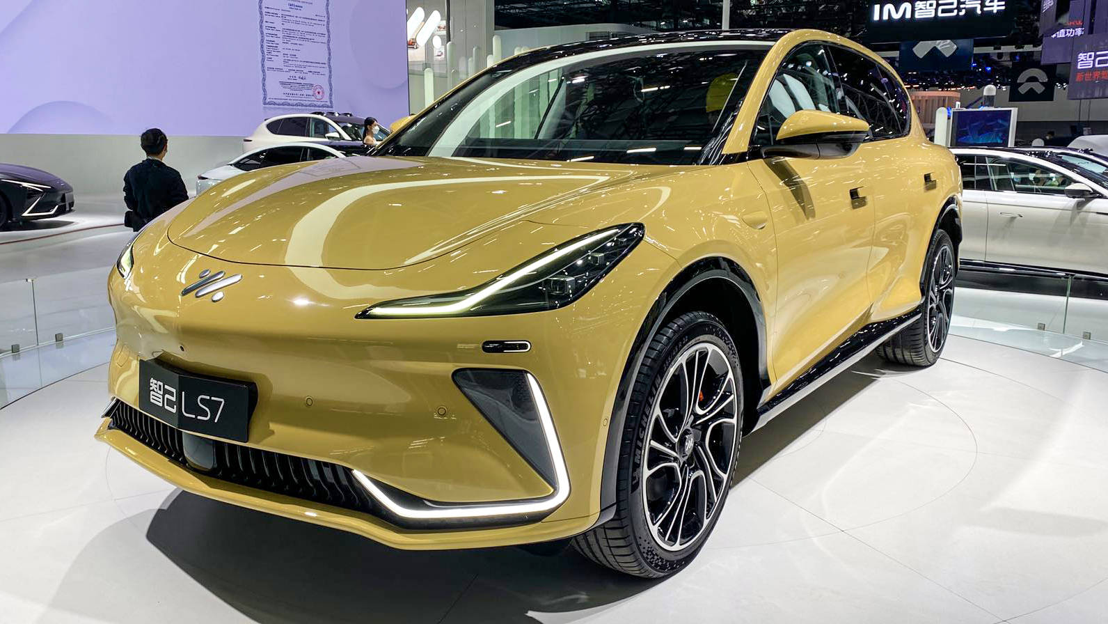 [2022广州车展] 预售35万元起 智己LS7将亮相广州车展_搜狐汽车_搜狐网