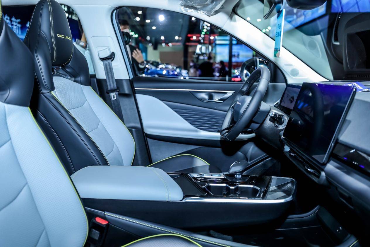 大魔王化身冷艳女神首秀羊城，北京全新X7首曝光_搜狐汽车_搜狐网