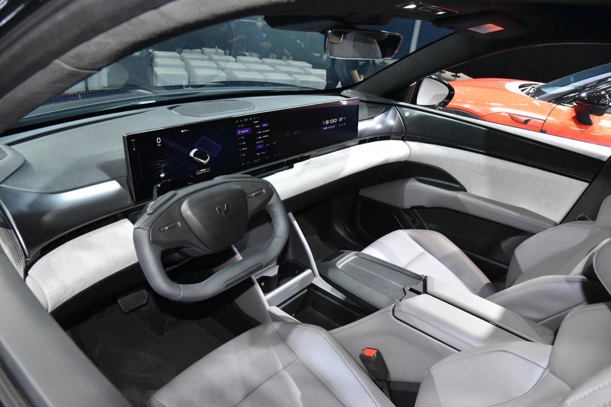 车展有料｜蔚来ES8/马自达CX-50,盘点那些最适合自驾出游的SUV!_搜狐汽车_搜狐网