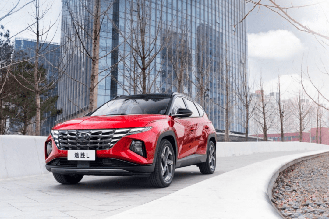 动静皆可燃，换装8AT的第五代 途胜L，究竟有多能打？_搜狐汽车_搜狐网