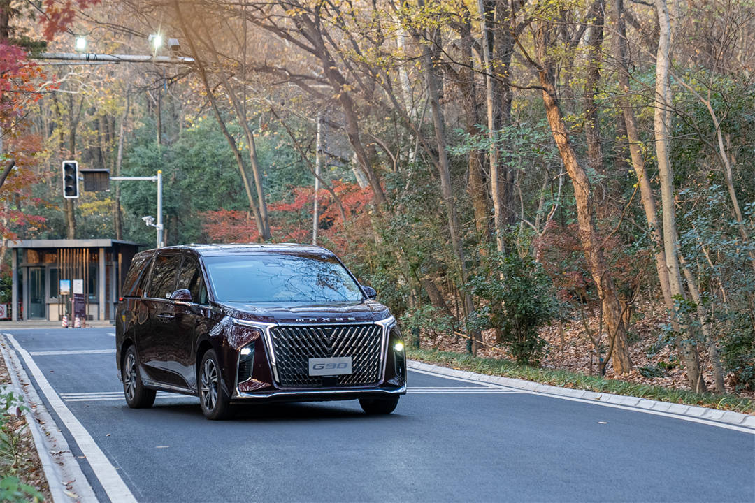 试驾“全尺寸新生代智能MPV”上汽大通MAXUS G90_搜狐汽车_搜狐网