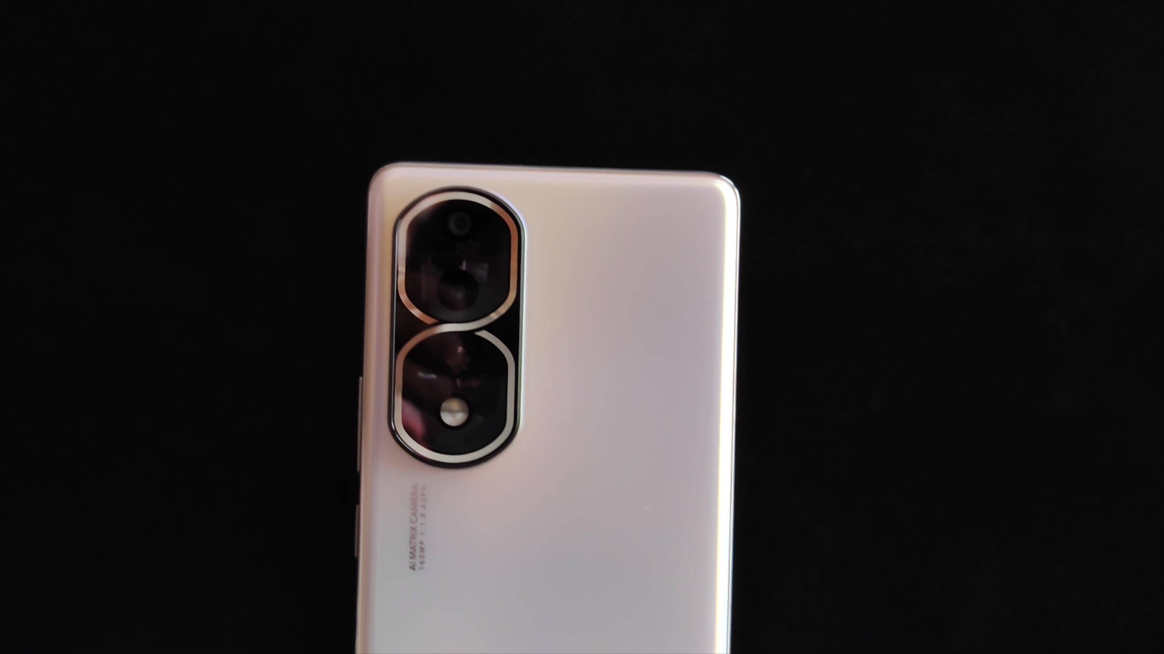 荣耀80 Pro 直屏版功能评测详解_性能_芯片_充电