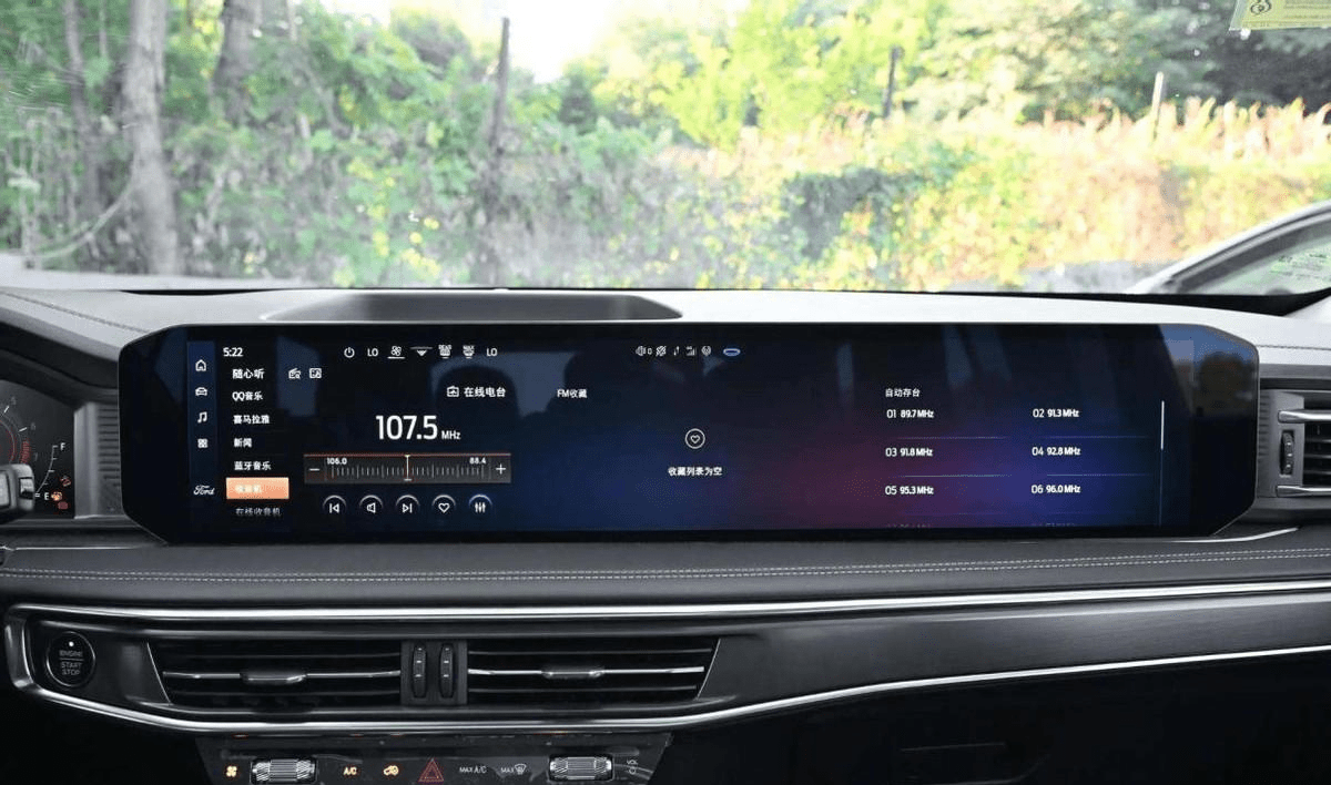 实拍全新福特探险者，车长5063mm，全系标配10AT，家用值得选吗？_搜狐汽车_搜狐网