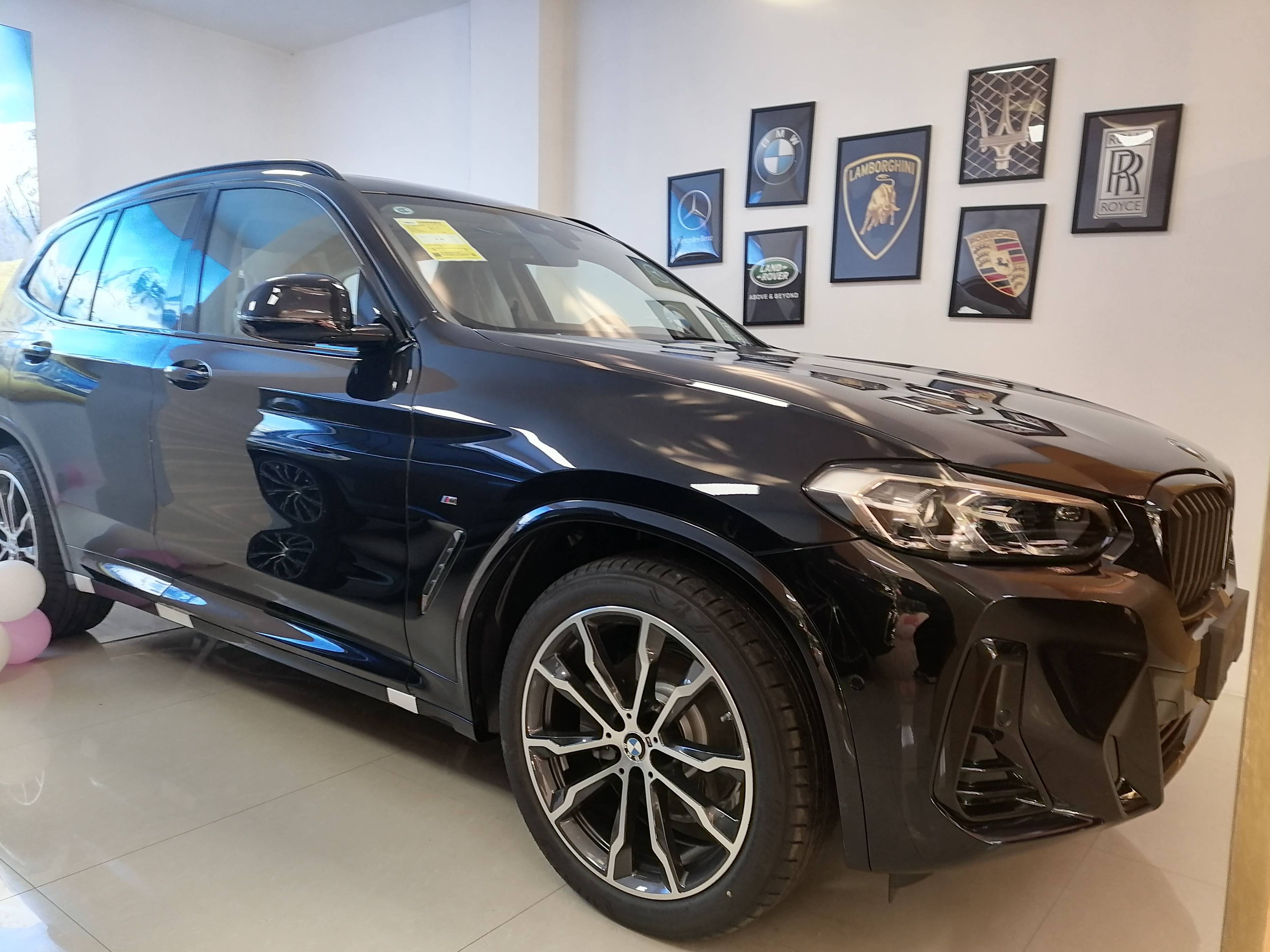 实拍：宝马“黑武士”SUV，2.0T+8AT+四驱，超大优惠，还看Q5L？_搜狐汽车_搜狐网