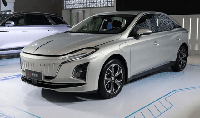 配置丰富，售价12.28万起步的红旗E-QM5实力如何？_搜狐汽车_搜狐网