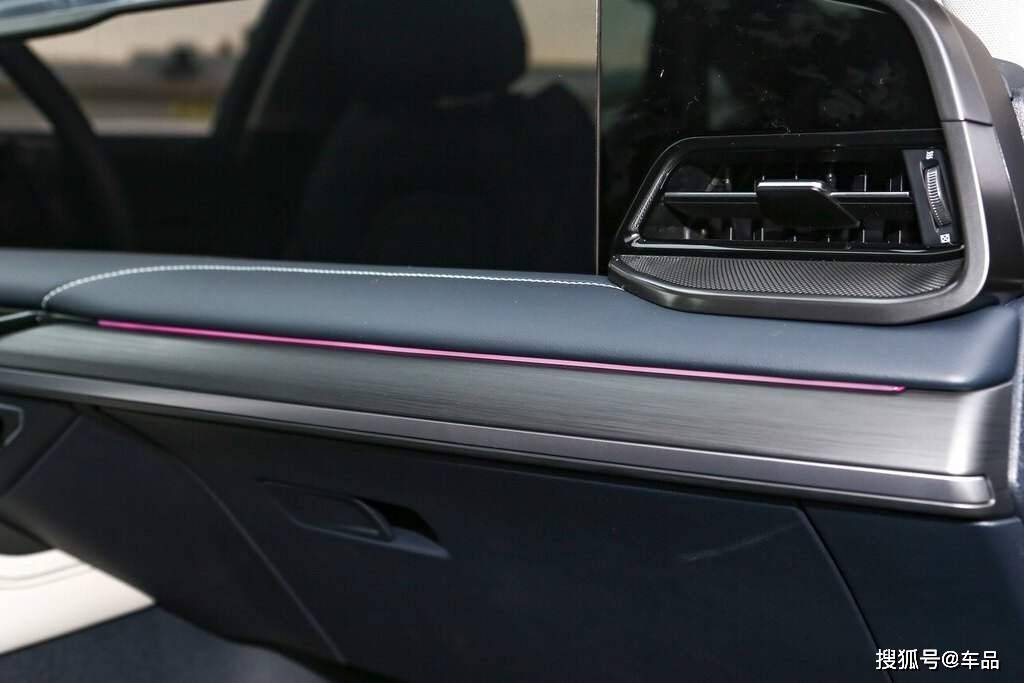 凯迪拉克CT5不香了，林肯Z全系2.0T+8AT，6.5秒破百，好看又好开_搜狐汽车_搜狐网