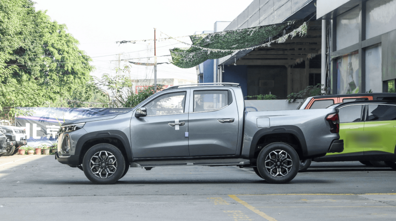 车长5米6，C1驾照能开，搭载2.0T+8AT加92油，带你看长安览拓者_搜狐汽车_搜狐网