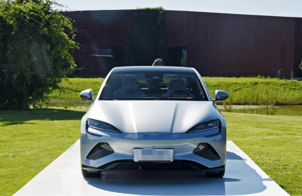 20万预算买纯电汽车，零跑C01比海豹空间大还动力充沛_搜狐汽车_搜狐网