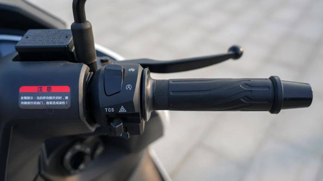 优点突出，略有瑕疵的卷王-15980元无极SR150GT摩智测评_搜狐汽车_搜狐网