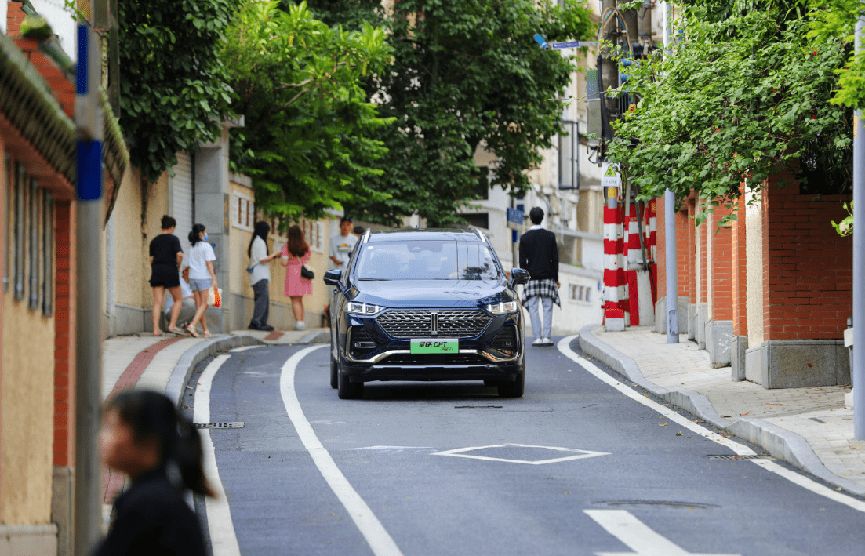 拿铁DHT-PHEV和比亚迪唐DM-i怎么选？看这篇技术分析就“购”了_搜狐汽车_搜狐网