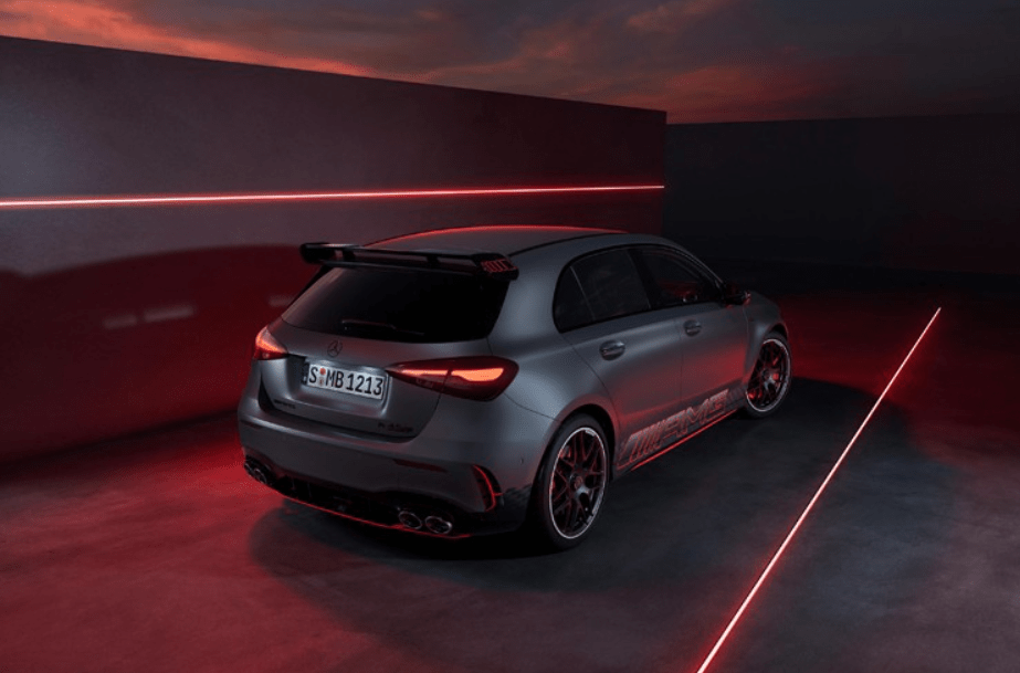 纯正进口 新款梅赛德斯- AMG A 45 4MATIC+上市 售50.78万元_搜狐汽车_搜狐网