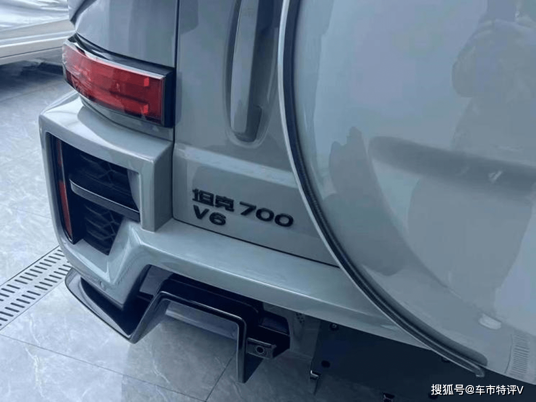 坦克700实车曝光，外观霸气搭载3.0T V6发动机配9AT，年内上市_搜狐汽车_搜狐网