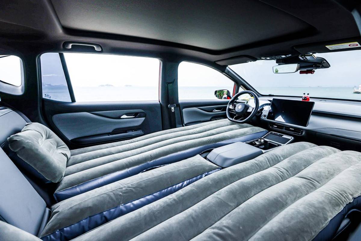 最值得入手的15万级纯电SUV：合创Z03带你解锁出游“新姿势”_搜狐汽车_搜狐网