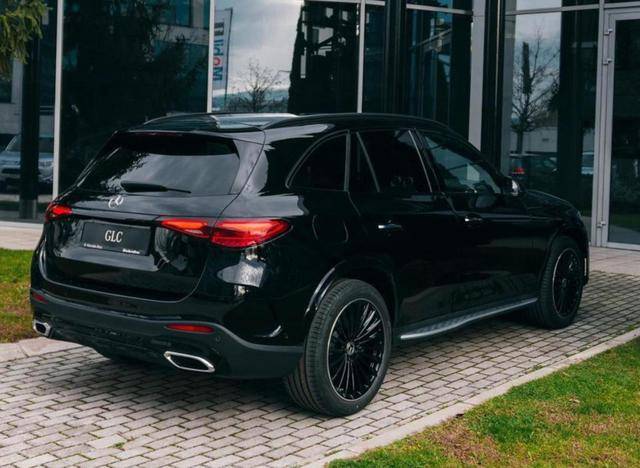 全新奔驰GLC实车曝光：增混动/内饰同步S级！选它还是宝马X3？_搜狐汽车_搜狐网