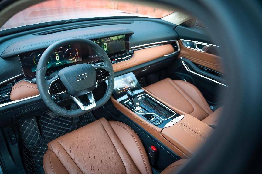 手握18万 非得买旗舰，顶配奔腾T99和丐版传祺GS8该怎么选？_搜狐汽车_搜狐网