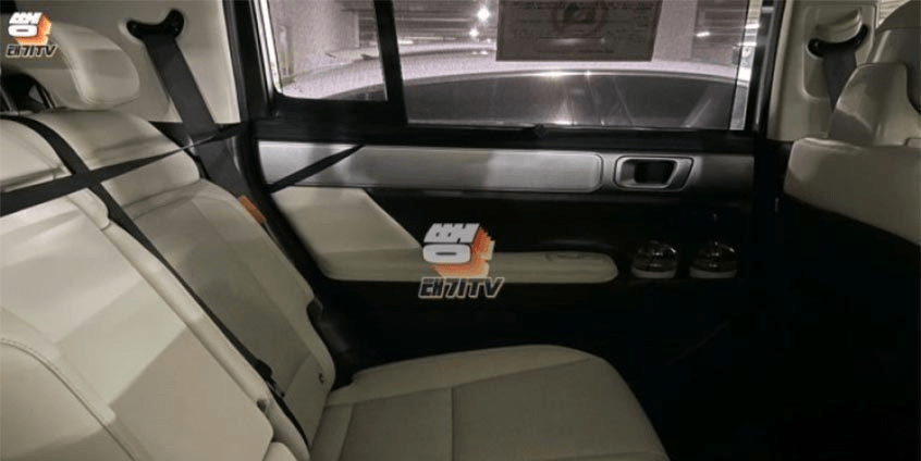 全新现代胜达曝光，或配2.5T+8AT，造型硬朗，撞脸路虎卫士？_搜狐汽车_搜狐网