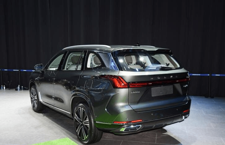 搭载2.0T+9AT，内饰配有三联屏设计，荣威RX9预计明年上市！_搜狐汽车_搜狐网