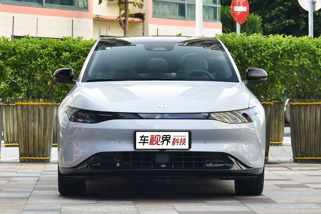 纯电轿跑，极氪001/长安深蓝SL03/零跑C01该选谁？_搜狐汽车_搜狐网