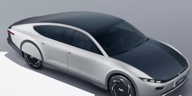 晒太阳就能跑！全球首款太阳能车，续航625公里，这价格你买吗？_搜狐汽车_搜狐网