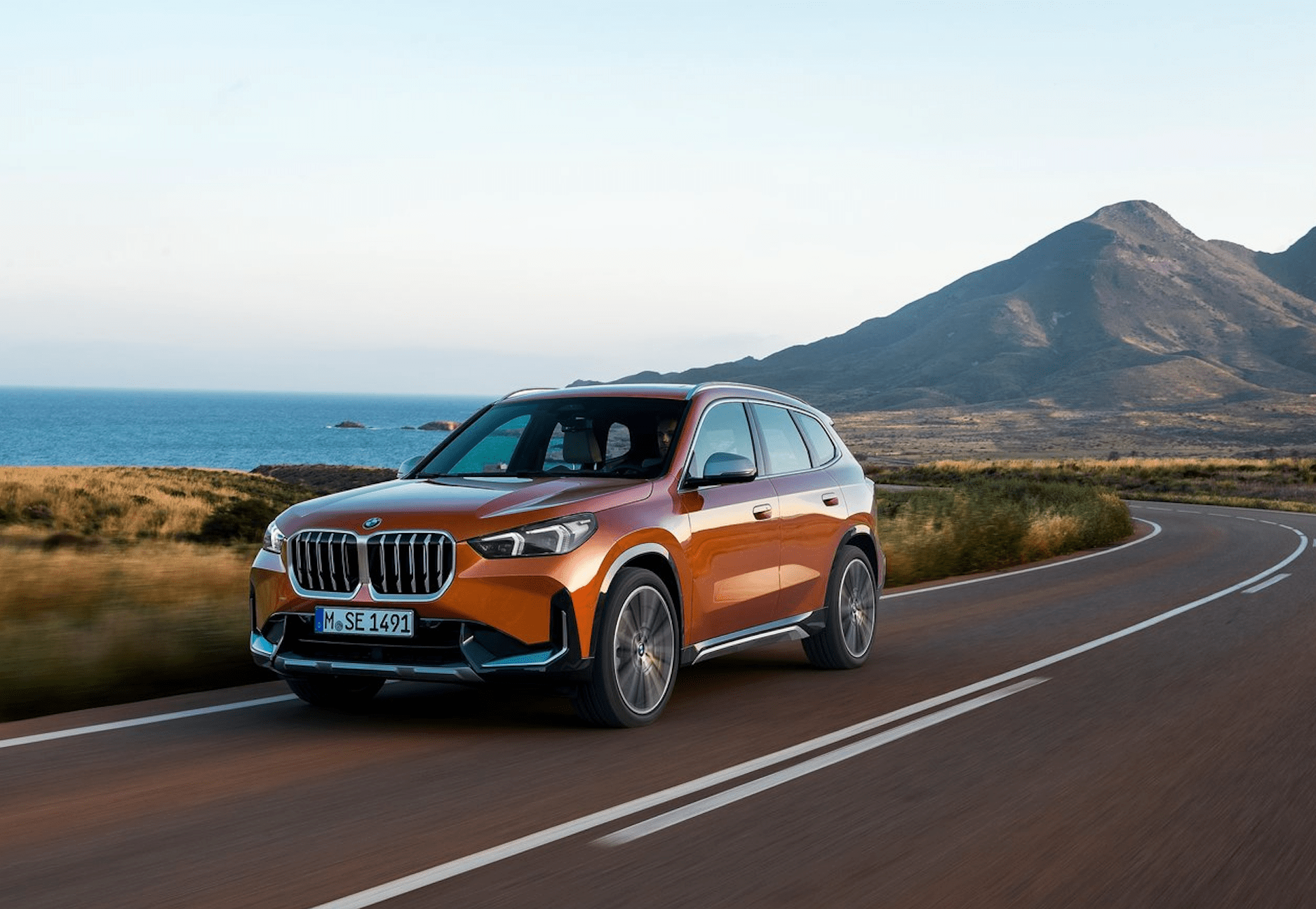 打遍同级无敌手？最便宜宝马SUV换代 这轴距过分了！_搜狐汽车_搜狐网