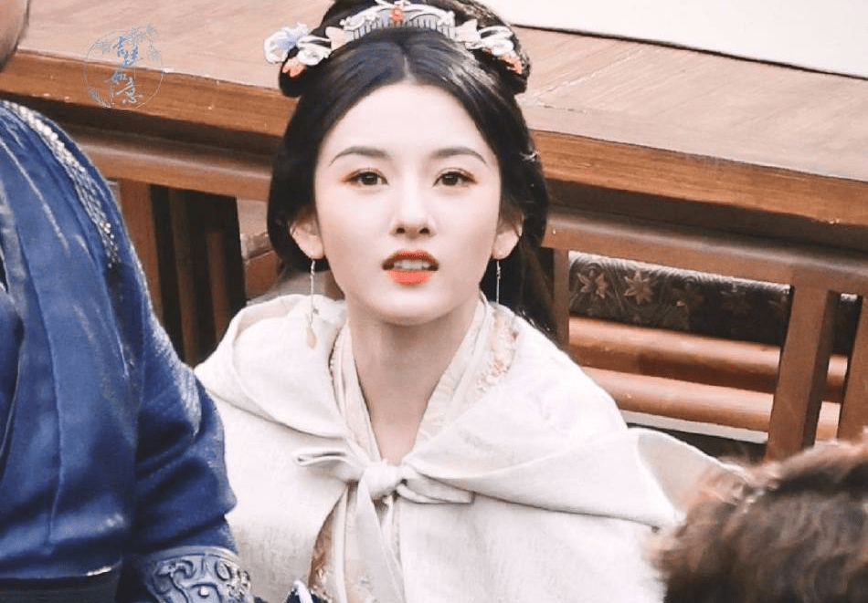 宋祖儿《折腰》新出路透 小家碧玉清纯白玉美人一枚-搜狐大视野-搜狐新闻