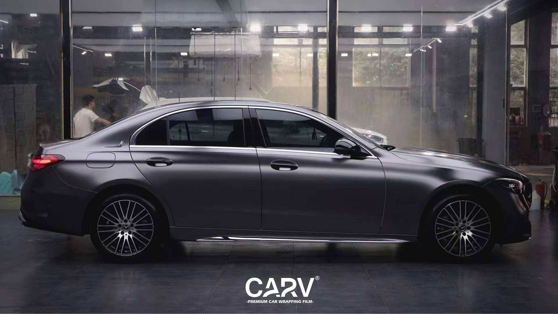 奔驰C260L卡孚改色膜山灰，低调奢华的灰_搜狐汽车_搜狐网