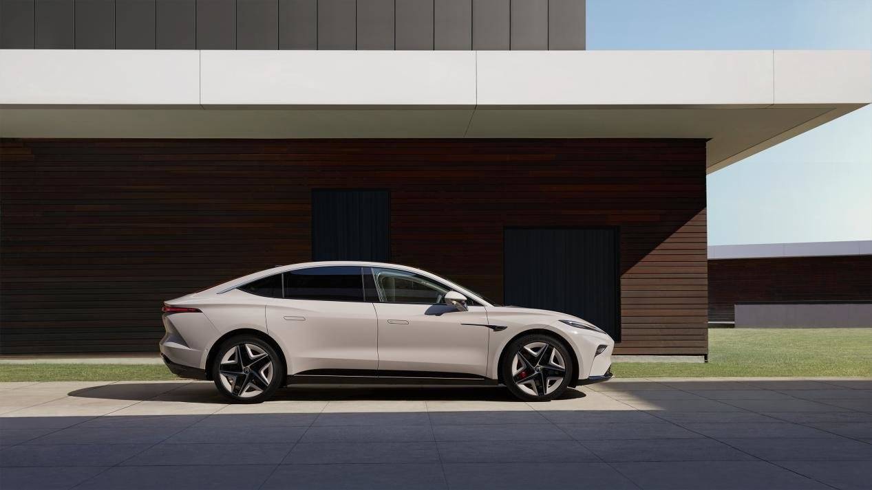 飞凡F7预售28-35万元，仅需77元可享七重权益_搜狐汽车_搜狐网