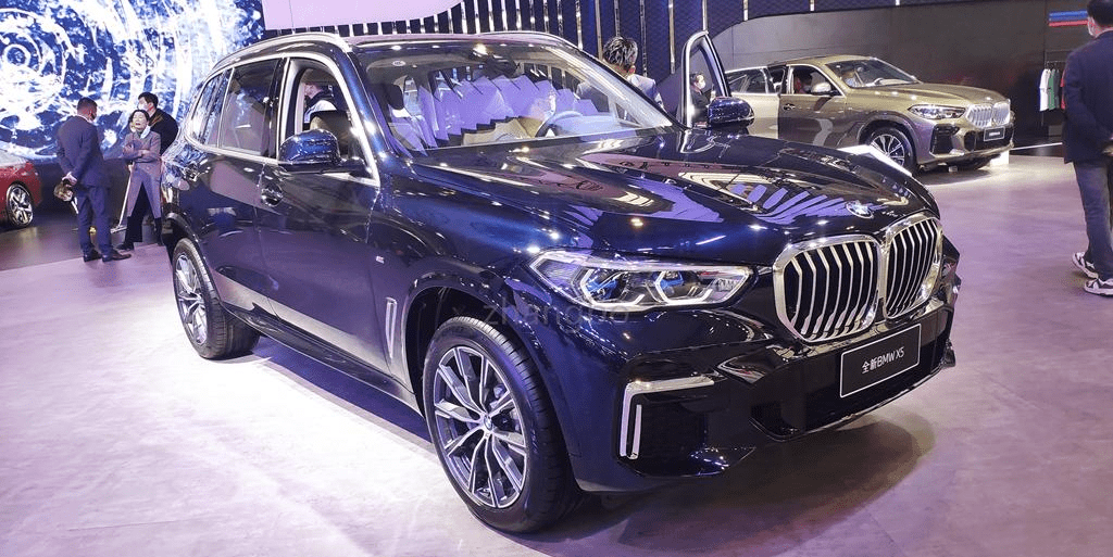 全新宝马X5L亮相天津车展，尺寸加长，搭载3.0T直列6缸发动机_搜狐汽车_搜狐网