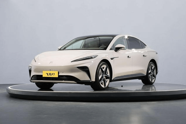 预售28万起！F7正式发布 支持换电模式，最大续航666km_搜狐汽车_搜狐网