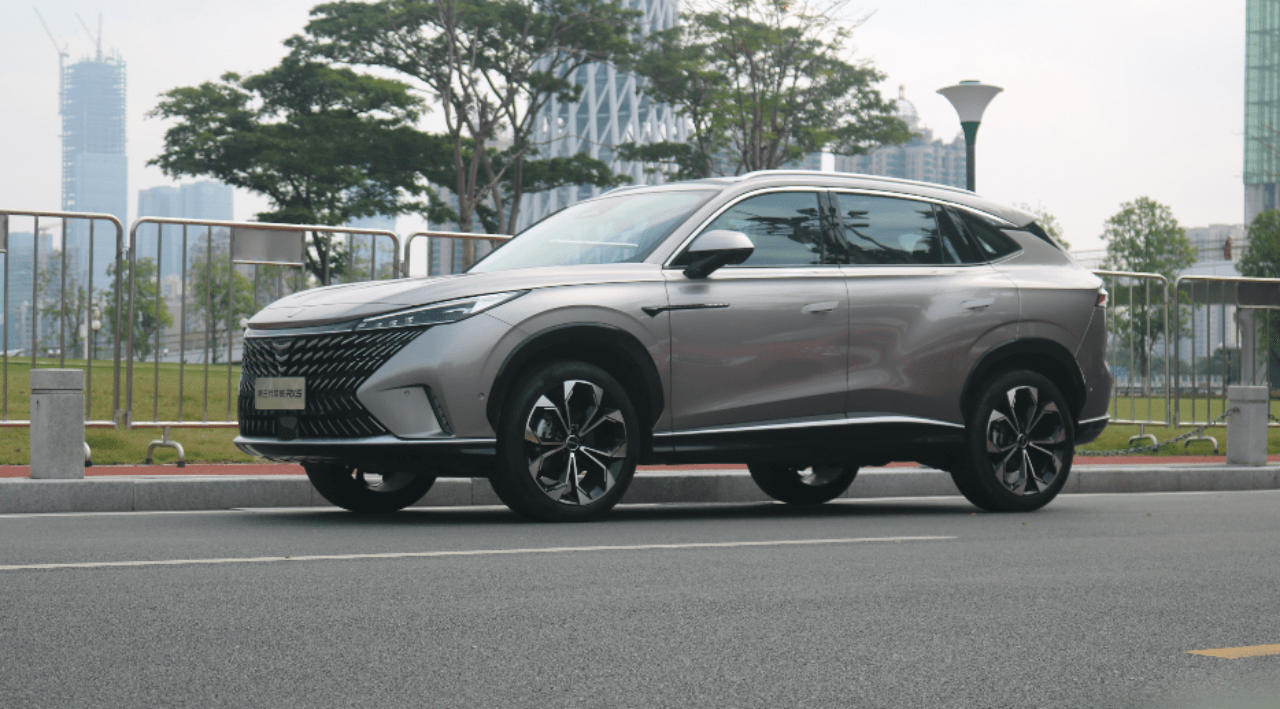 各方面都有进步！NVH大有惊喜！ 试驾全新第三代荣威RX5！_搜狐汽车_搜狐网