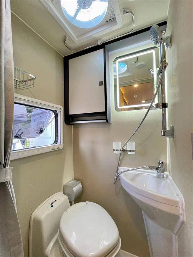 宇通C520房车,小体积大空间,给你极致房车出行体验!_搜狐汽车_搜狐网