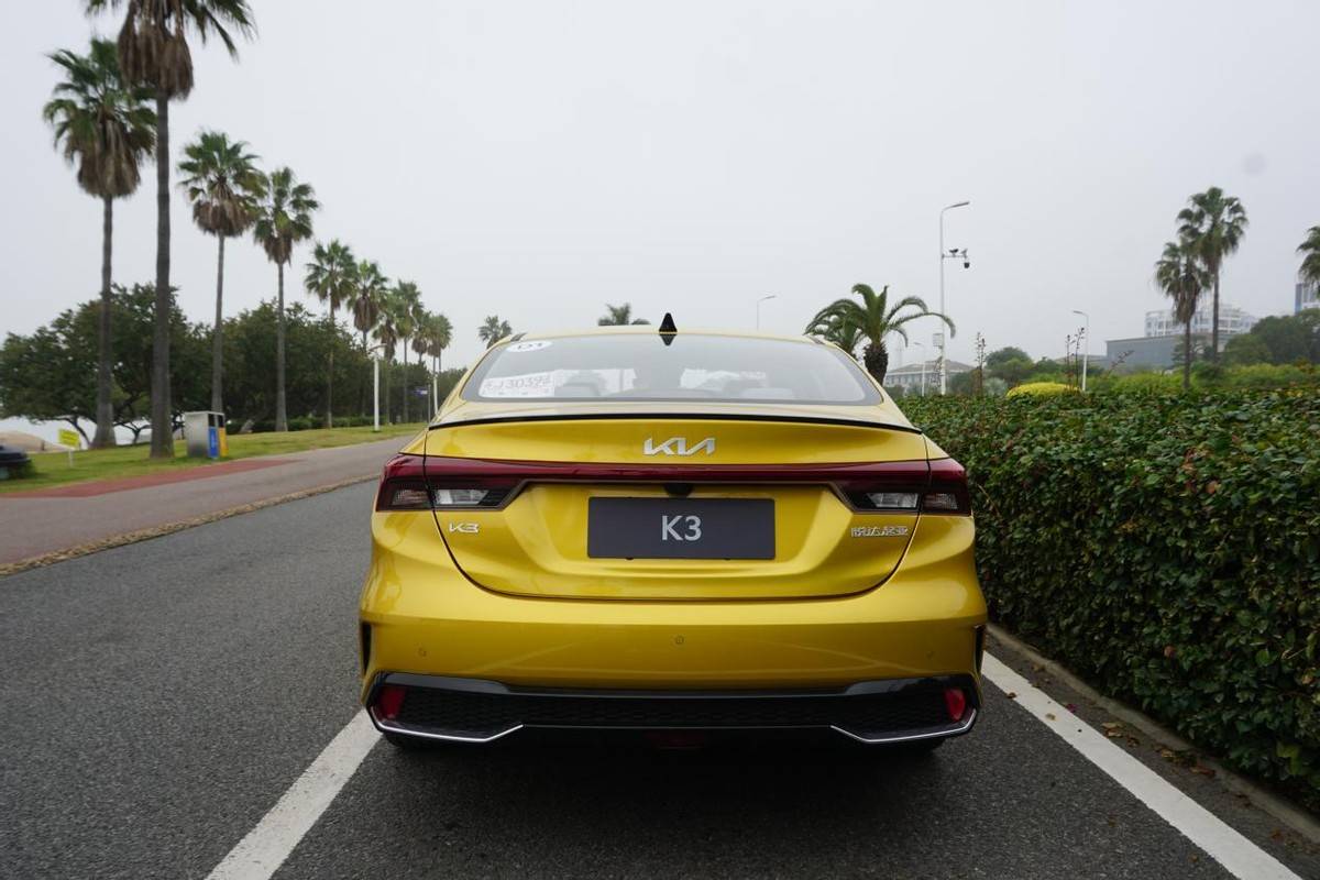 试驾新起亚K3，智能化比德日系好，小K5设计回头率高_搜狐汽车_搜狐网