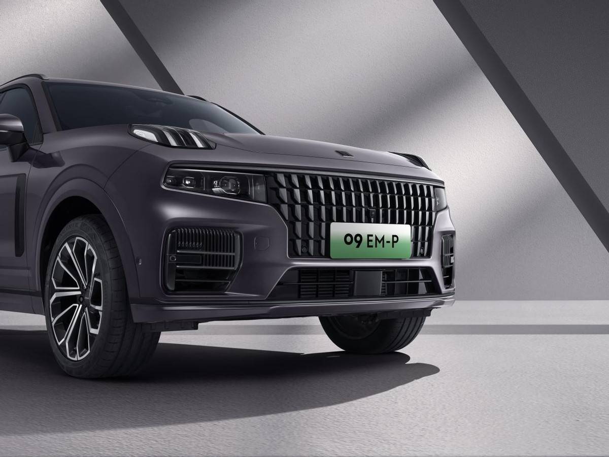 领克09 EM-P远航版 VS 理想L8，谁的产品力更加优秀_搜狐汽车_搜狐网